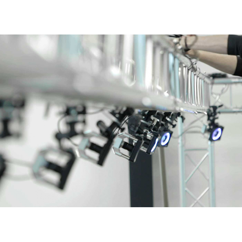 OptiTrack Versa x 41